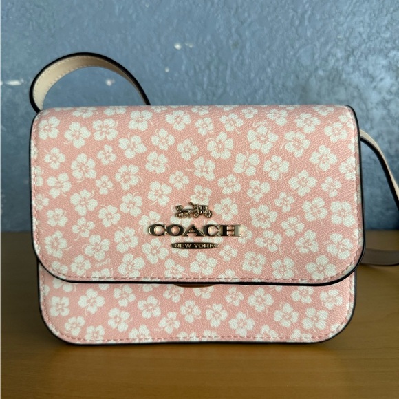 Coach | Bags | Coach Mini Brynn Crossbody With Graphic Ditsy Floral ...